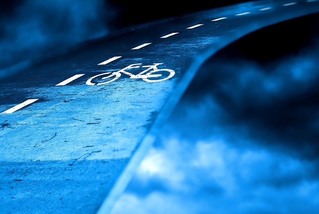 Poland Has A Glowing Blue Bike Path - Simple English News