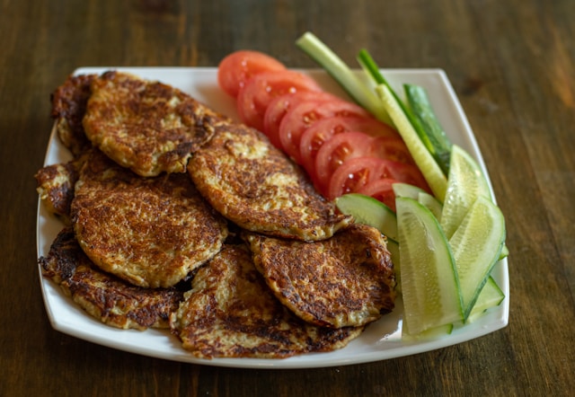 A Very Simple Recipe For Draniki: Potato Pancakes From Belarus - Simple ...